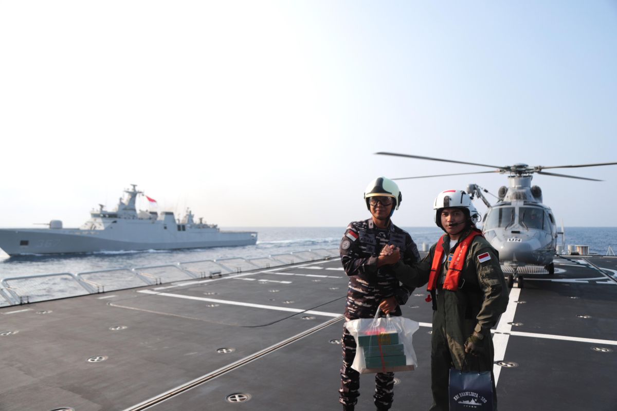 Pesona KRI SIM-367 dan KRI Brawijaya-320 di Laut Mediterania – ISDS