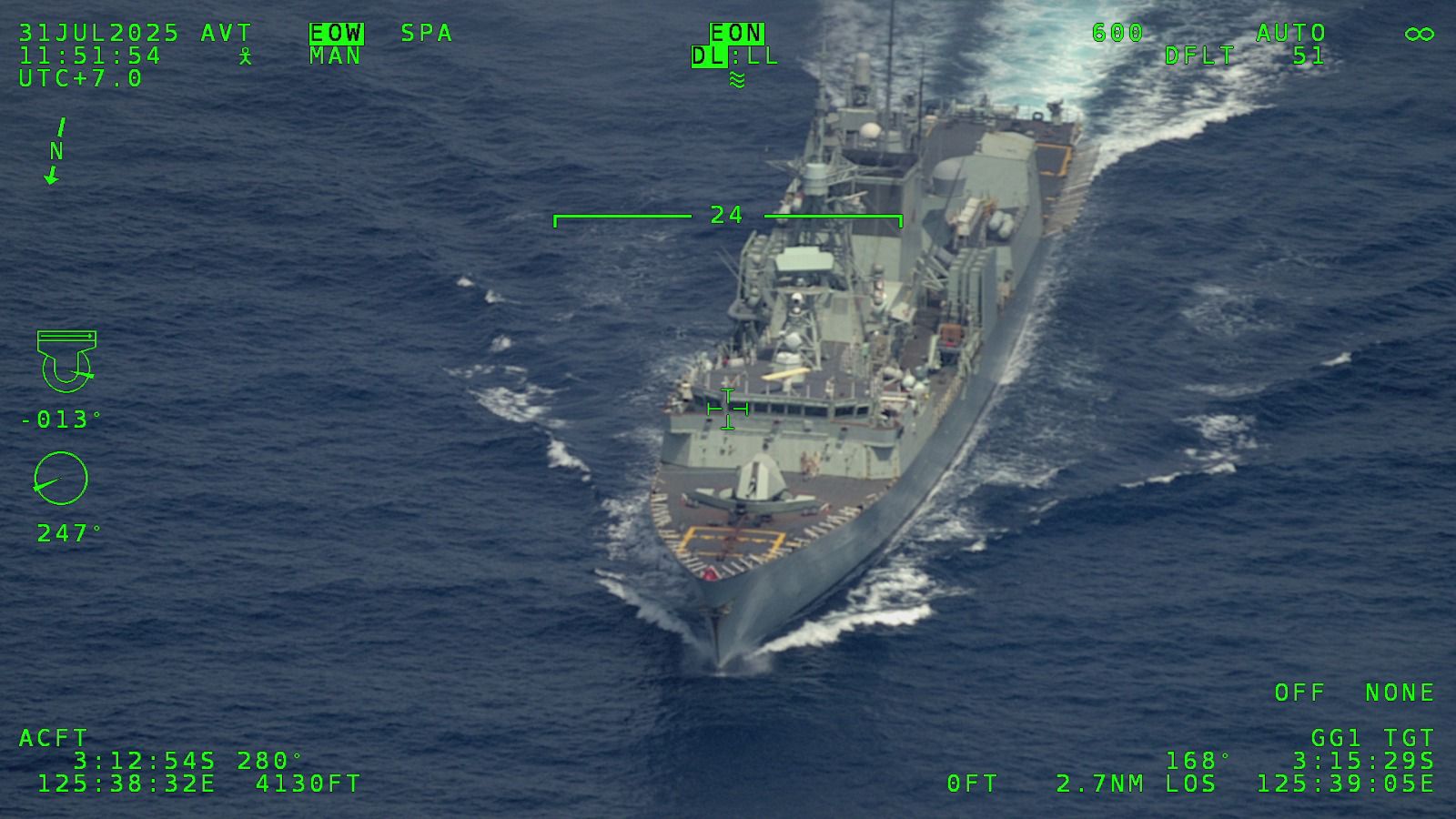 Kapal Perang Republik Indonesia Passing Exercise dengan Gugus Tempur ...